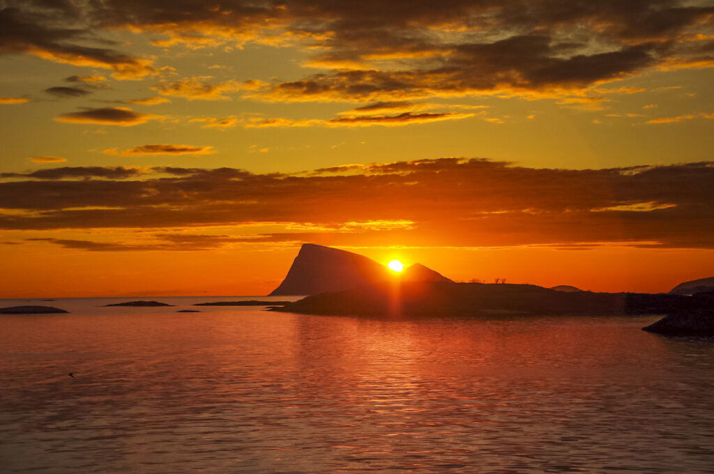 Sommarøy Midnight Sun - Northern Norway Travel